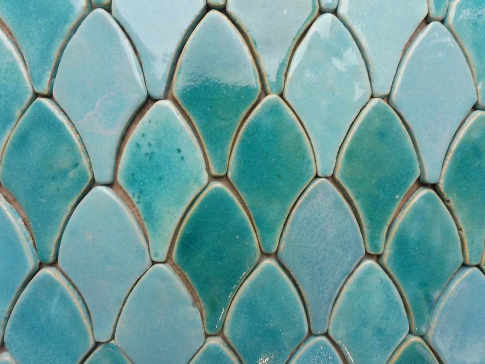 CLIO'S DRAGON SCALE Tiles - Etsy