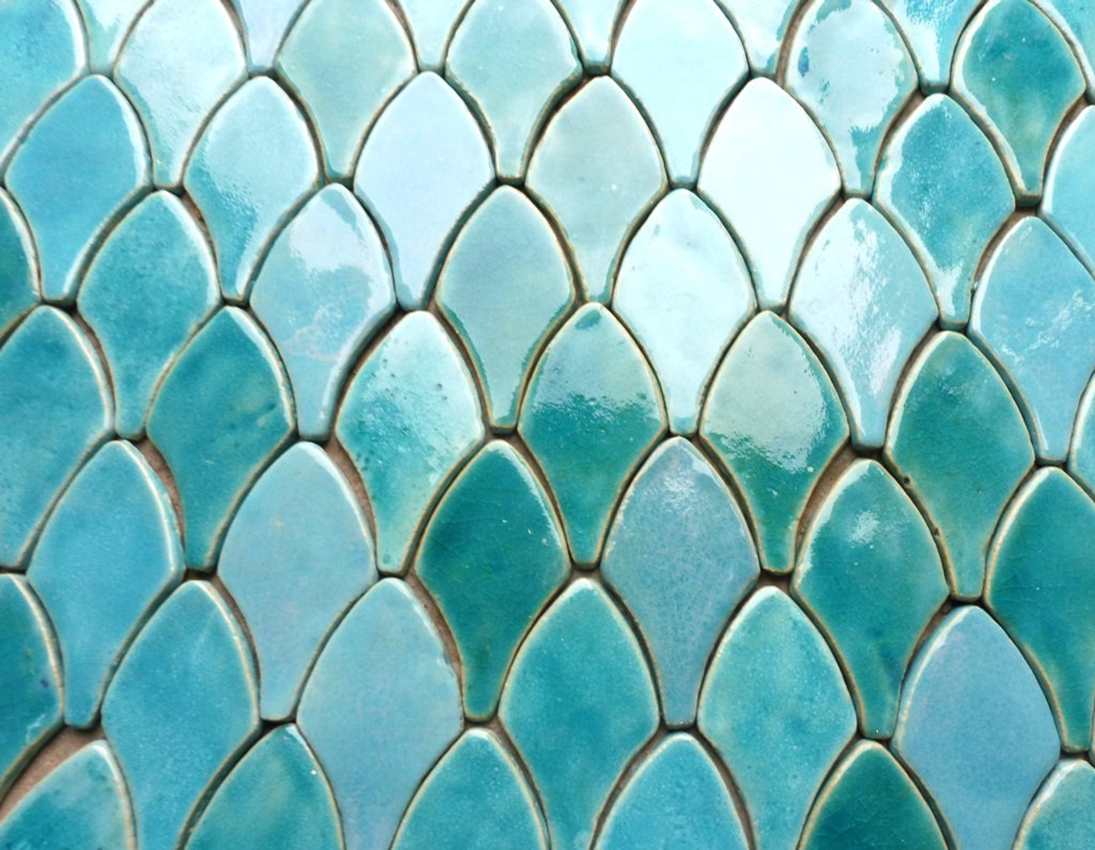 CLIO'S DRAGON SCALE Tiles - Etsy