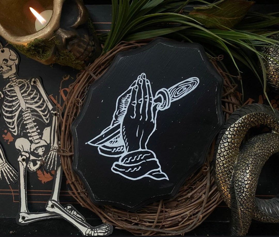 Praying Hands Plaque Goth Home Decor Gothic Dark Decor - Etsy