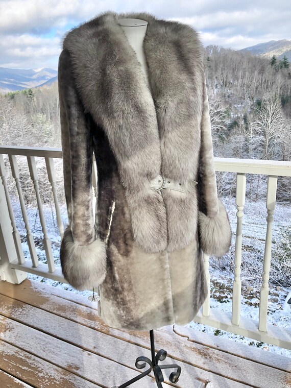 Stunning!! Sheared RUSSIAN LAMB with FOX Collar and C… - Gem