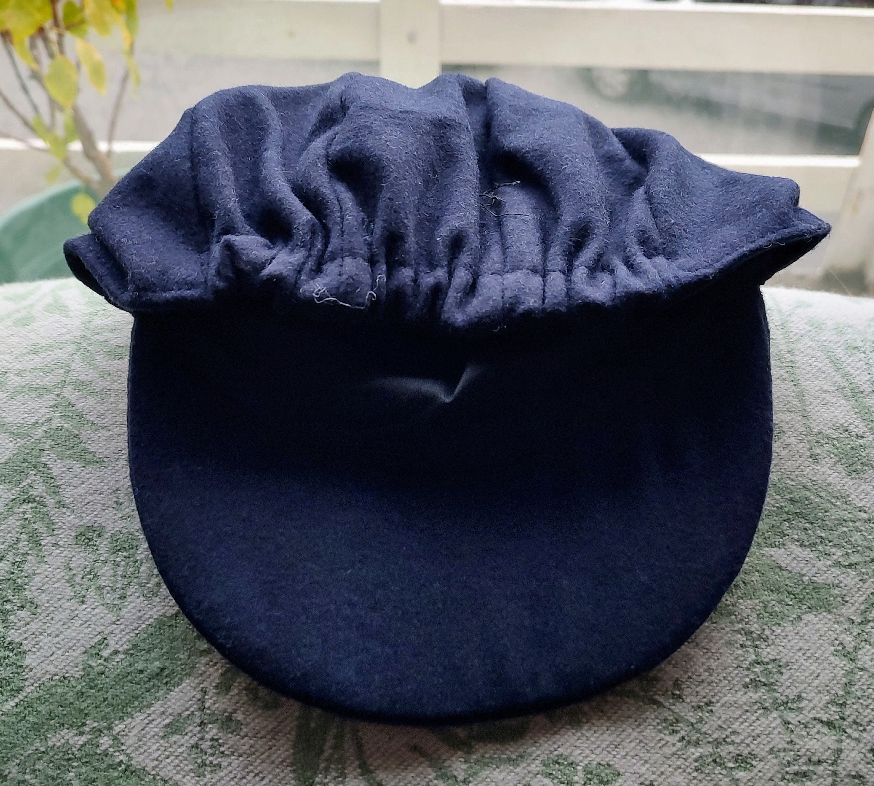 Traditional English Style Essex CCC Embroidered Retro Crest Navy Blue ...