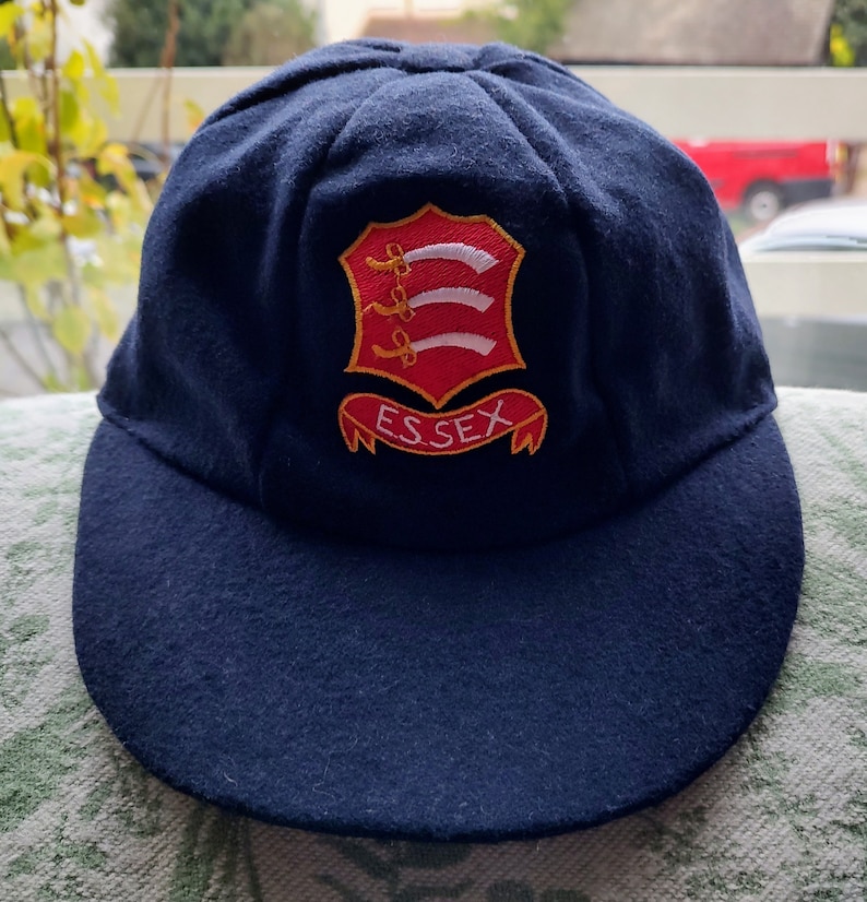 Traditional English Style Essex CCC Embroidered Retro Crest Navy Blue ...