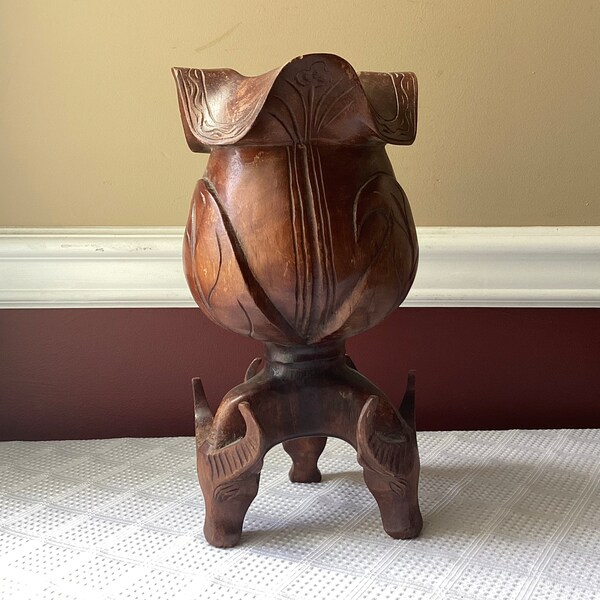 Philippine Vase - Etsy