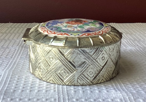 Vintage F.B. Rogers Silver Plate Trinket Box with Mir… - Gem