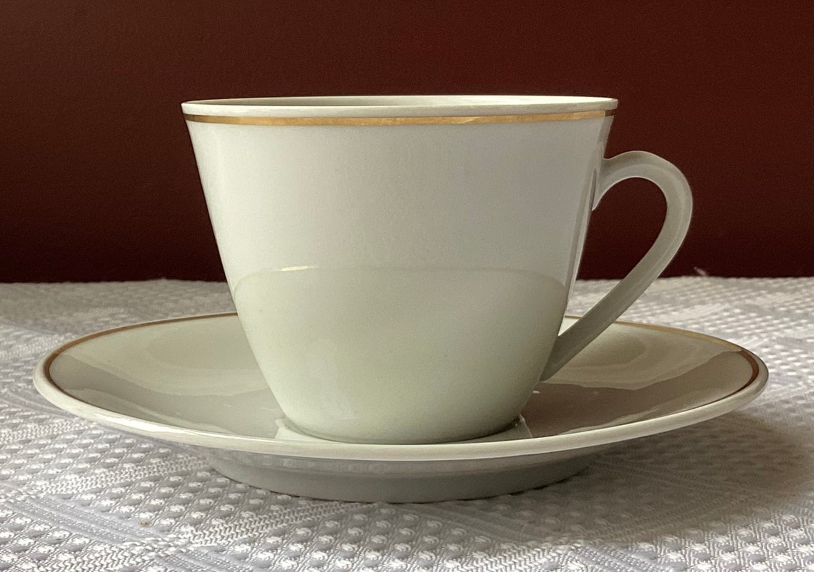 Vintage Seltmann Weiden Porcelain Teacups and Saucers, 11-piece ...