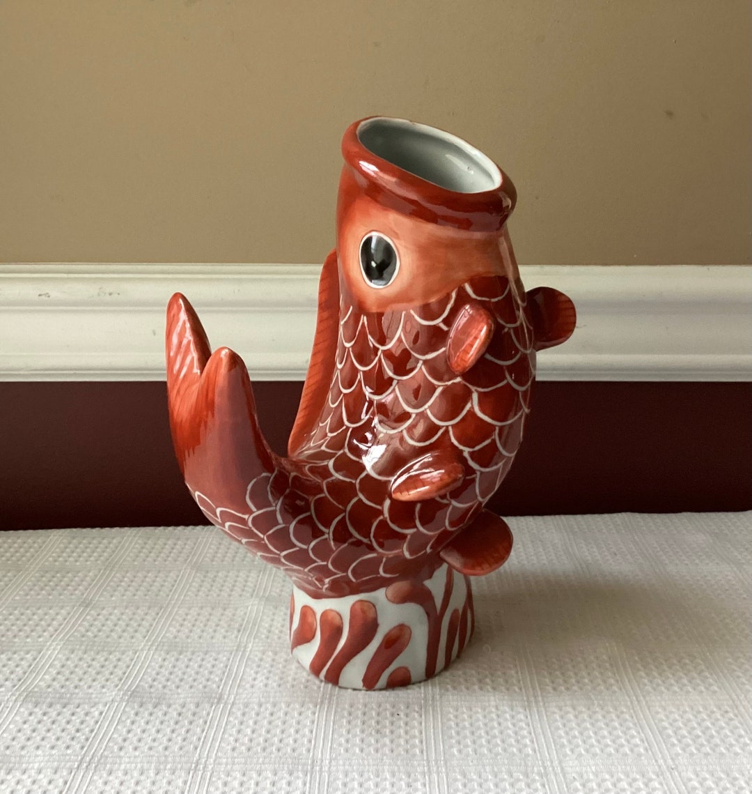 Vintage Chinese Porcelain Koi Fish-shape Vase, Unmarked, 9 1/4" Tall - Etsy
