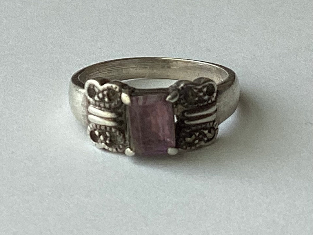 Vintage IPS Sterling Silver 925 Ring With Natural Purple Ring, Size: 7. ...