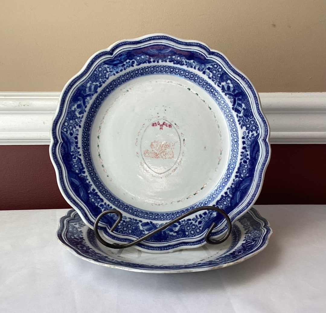 Pair of 2 Antique Chinese Export Monogrammed Porcelain Plates 9 3/8" W ...