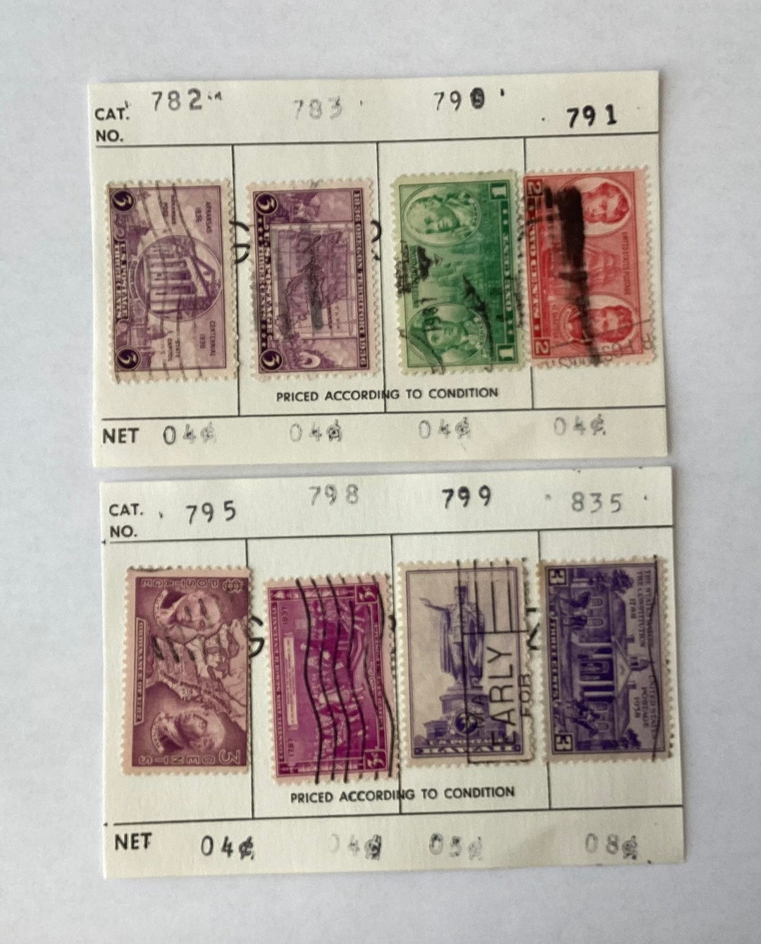 Lot of 8 Hinged US Postage Stamps Scott Numbers: 790, 91,95,98,99, 782 ...