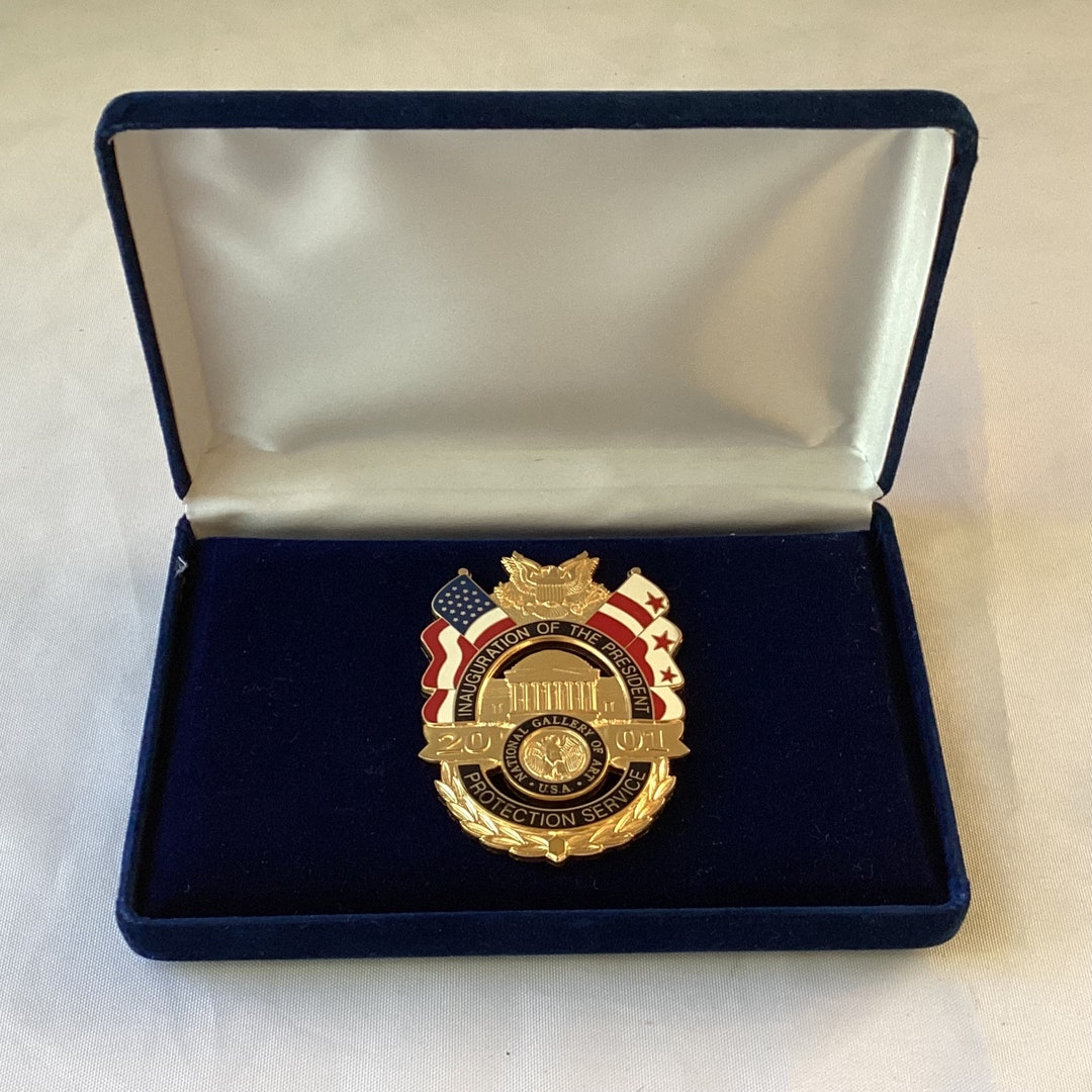 Obsolete Vintage 2001 Inauguration of the President Protection Service ...