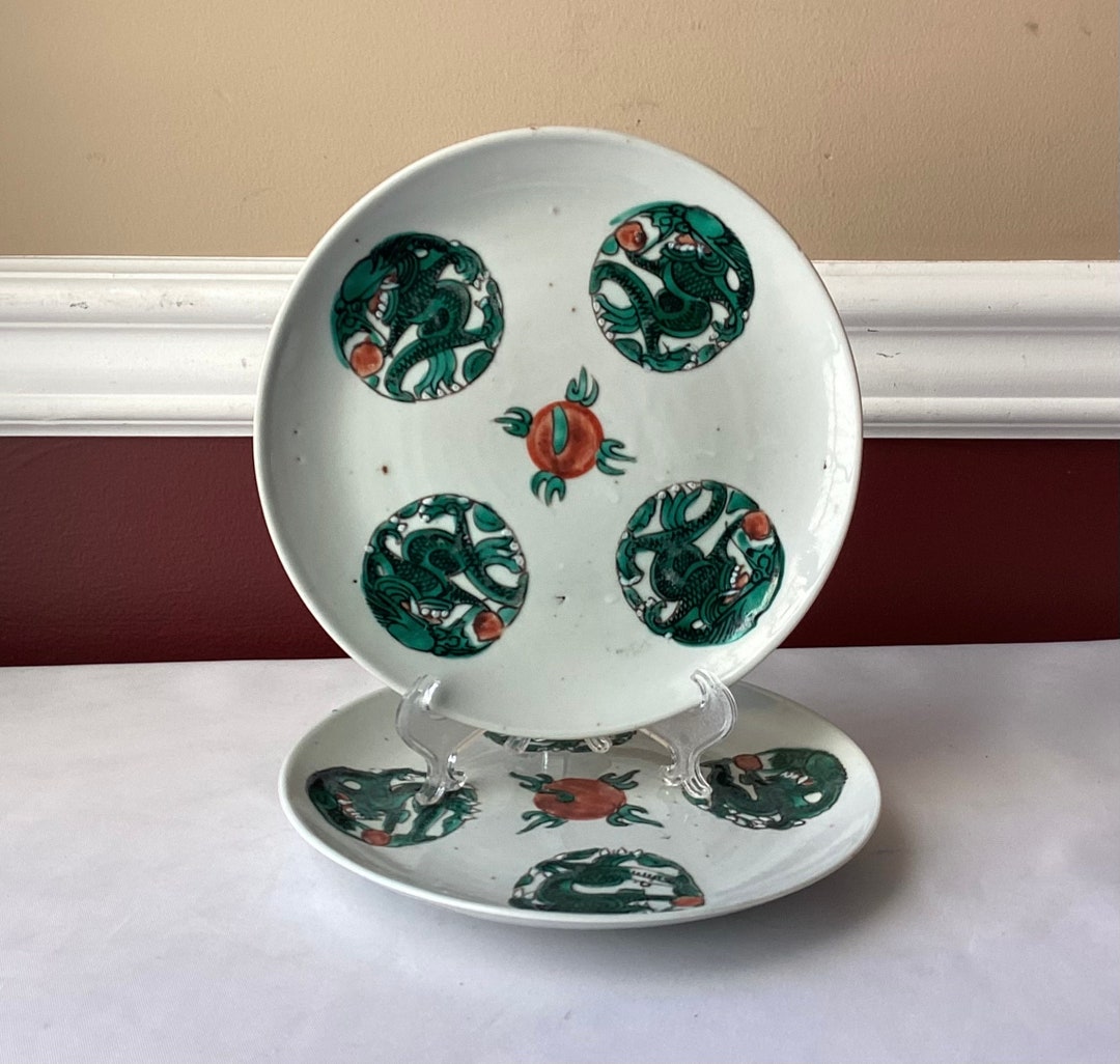 Pair of Antique Chinese Porcelain Plates, Dragon-design, 7 3/8" D ...