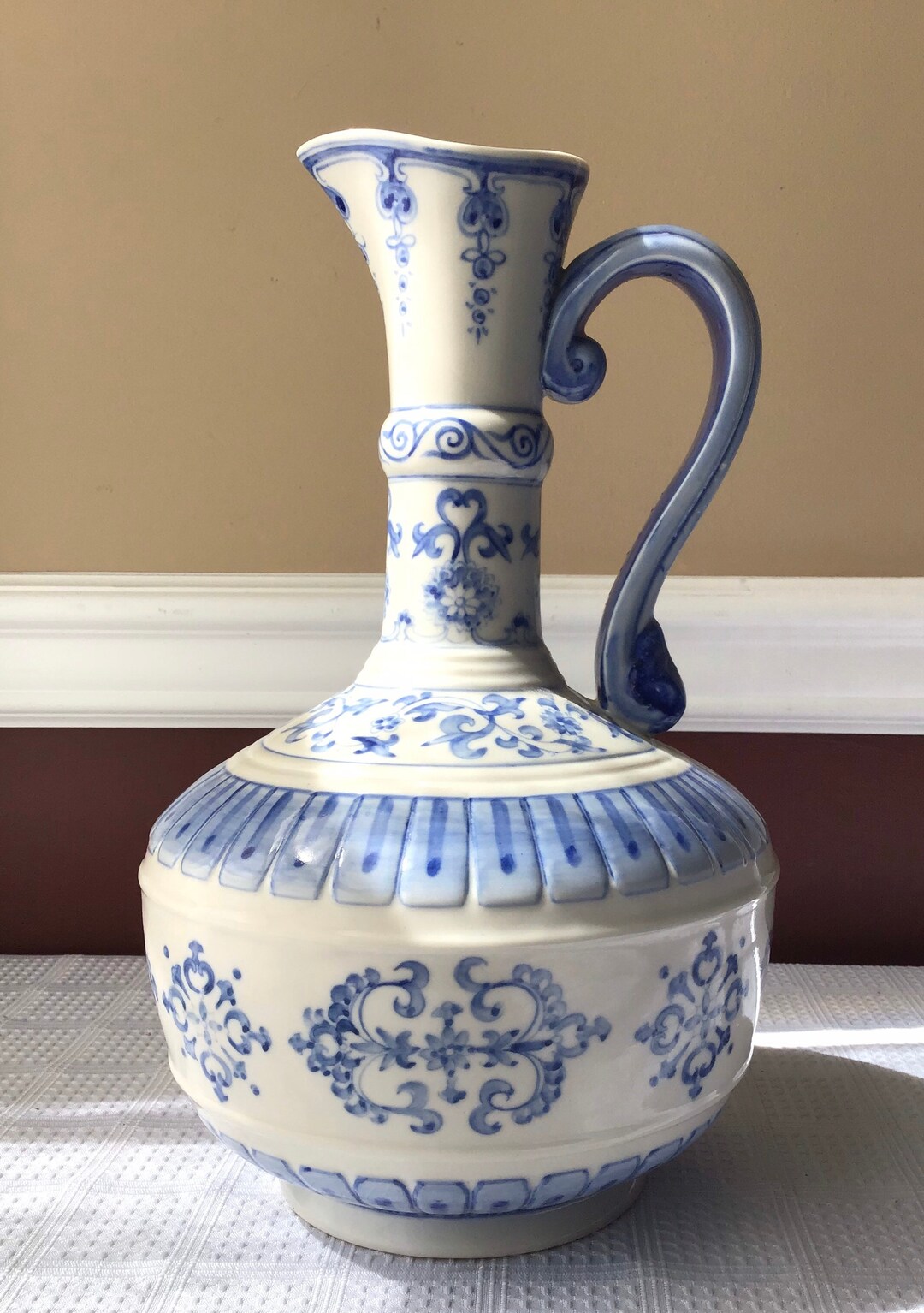 XL Vintage Chinese Porcelain Blue & White Pitcher/ Jar/ Vase, Kinmen ...
