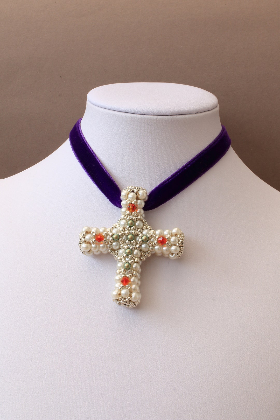 Rococo Baroque Velvet Ribbon With Three-dimensional Pearl Cross in ...