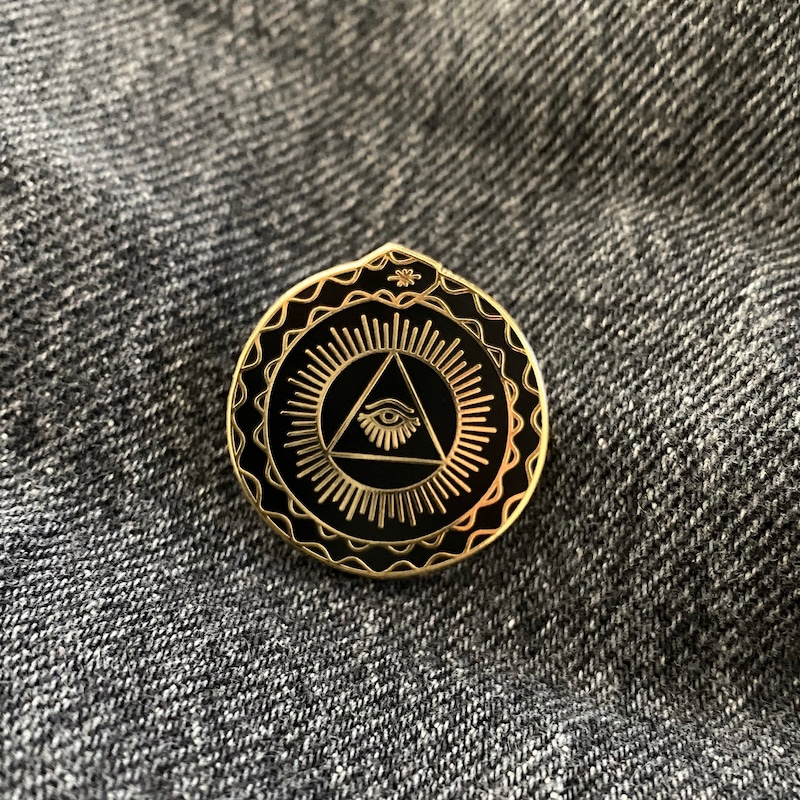 Eye Pin - Etsy