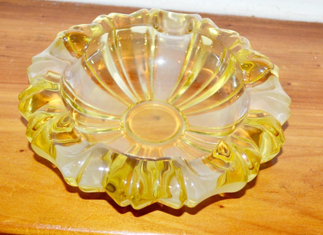 Beautiful 70s Vintage Glass Ashtray, Yellow, Retro, Mid-century, Shabby ...