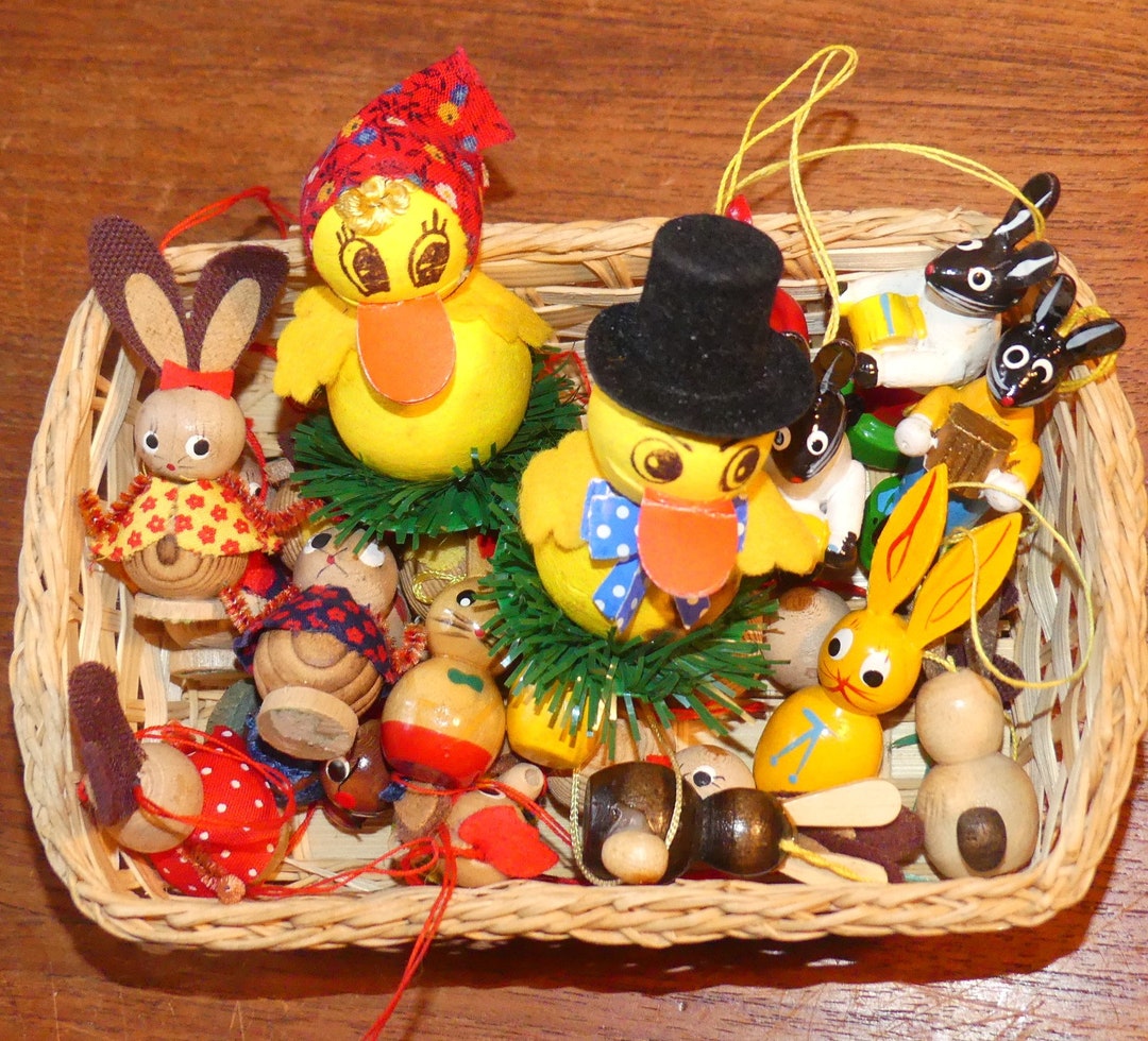 Vintage Wooden EASTER 20 2 Figures Colorful Easter Bush Decorations in ...