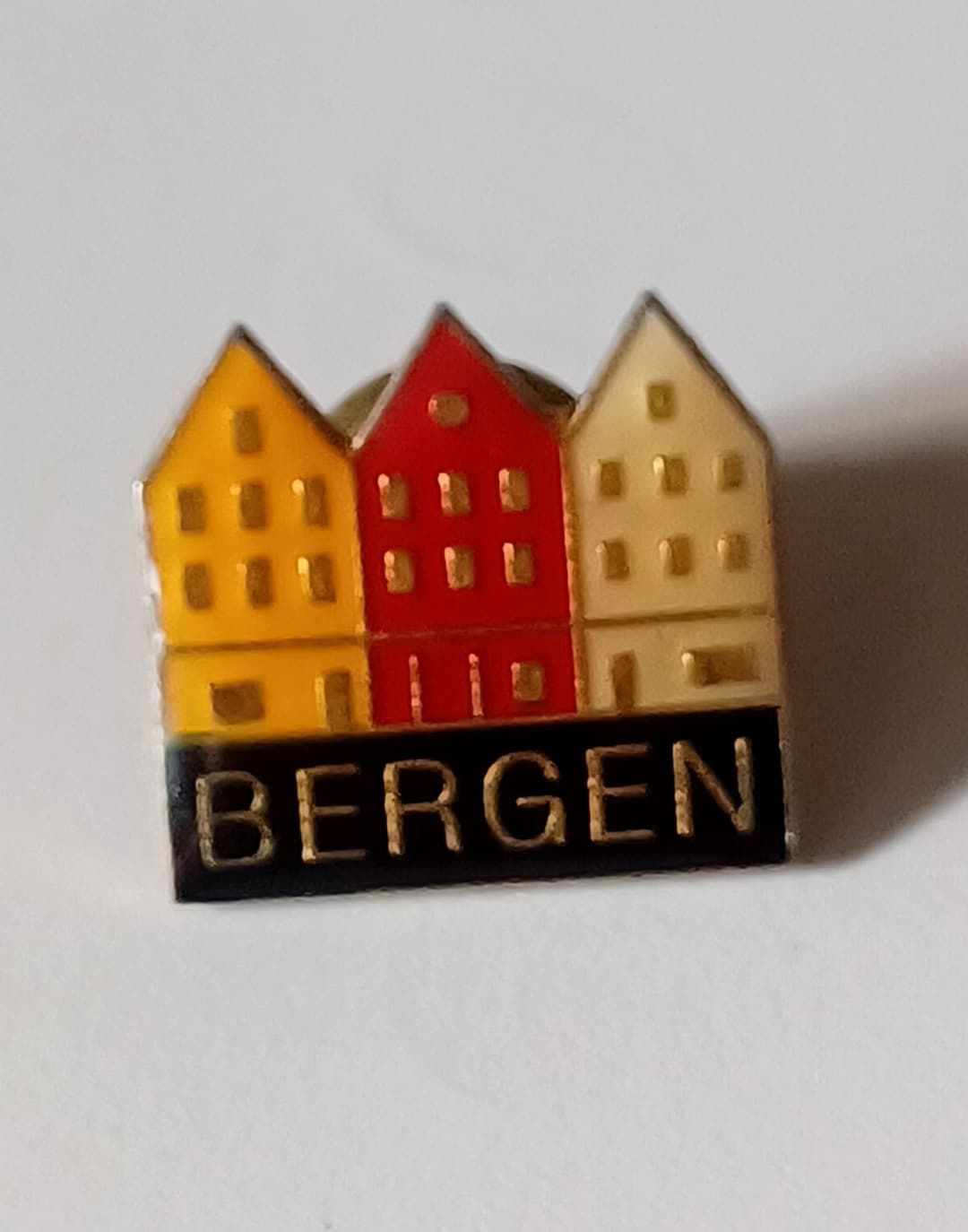 Vintage Bergen Norway Row Houses Lapel Hat Tie Pin Souvenir 0270 - Etsy