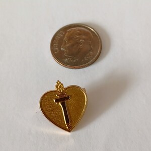 Vintage American Heart Association Heart Flame Torch Lapel Hat Tie Pin ...