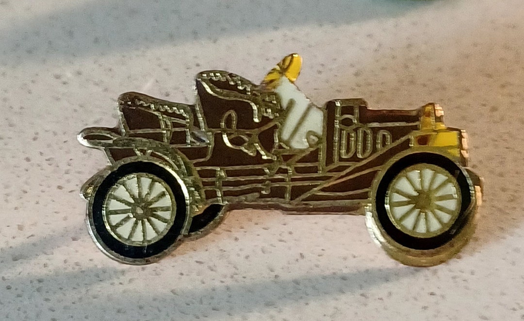 Vintage Model T Antique Car Automobile Lapel Hat Tie Pin Souvenir 0239 ...