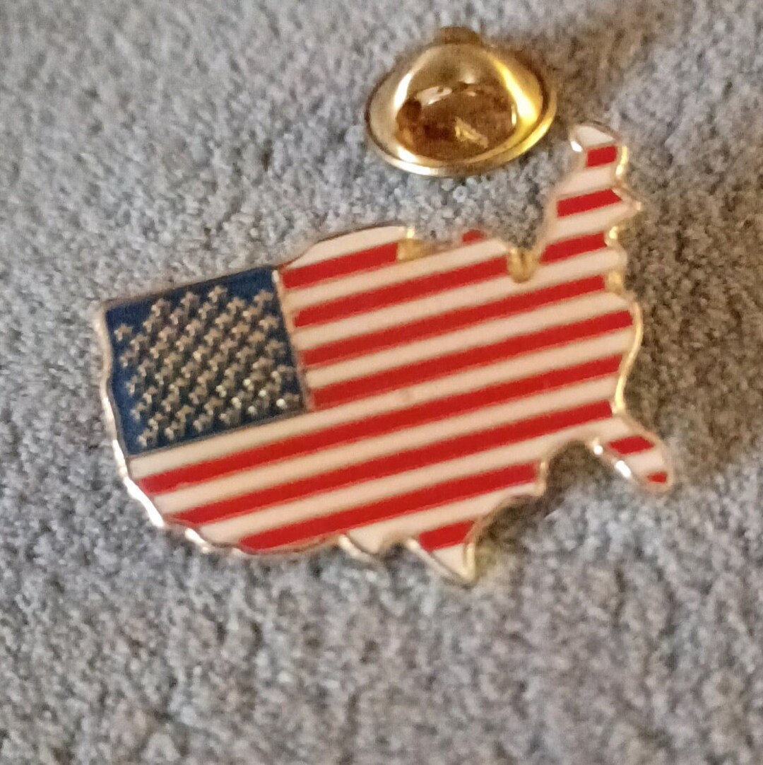 Vintage American Flag USA Shaped Patriotic Lapel Hat Tie Pin Souvenir ...
