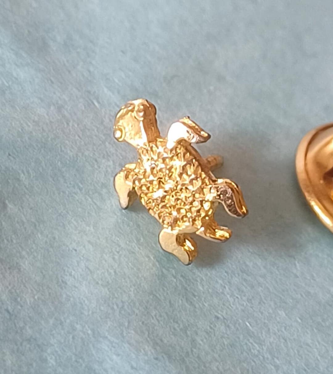 Miniature Gold Tone Turtle Tortoise Lapel Hat Tie Pin Souvenir 1880 - Etsy