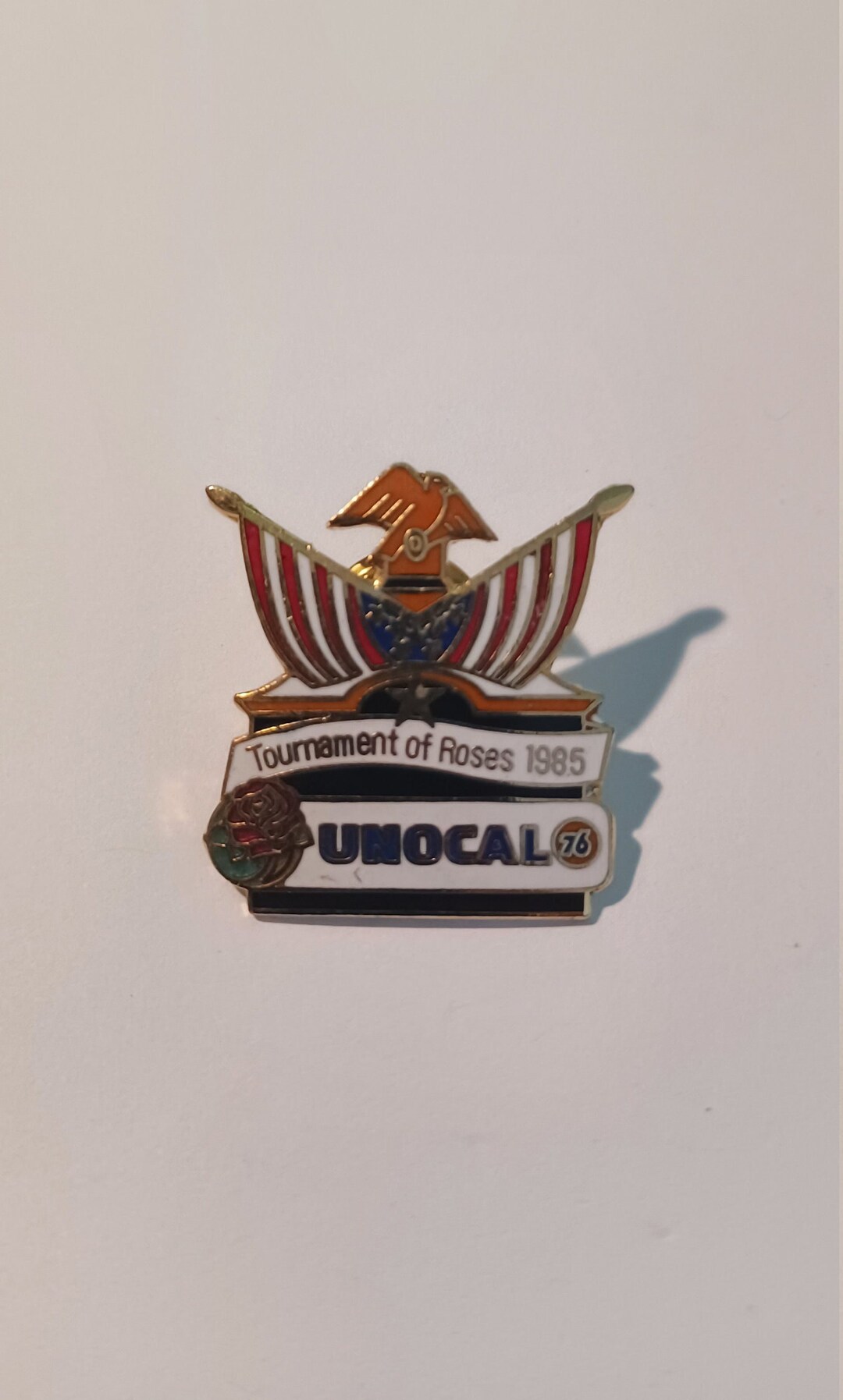 Unocal 76 Tournament of Roses 1985 Los Angeles, California Lapel/hat ...