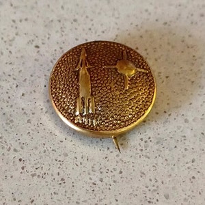 Vintage Rocket Spaceship Spacecraft Missile Launching Sputnik Satellite ...