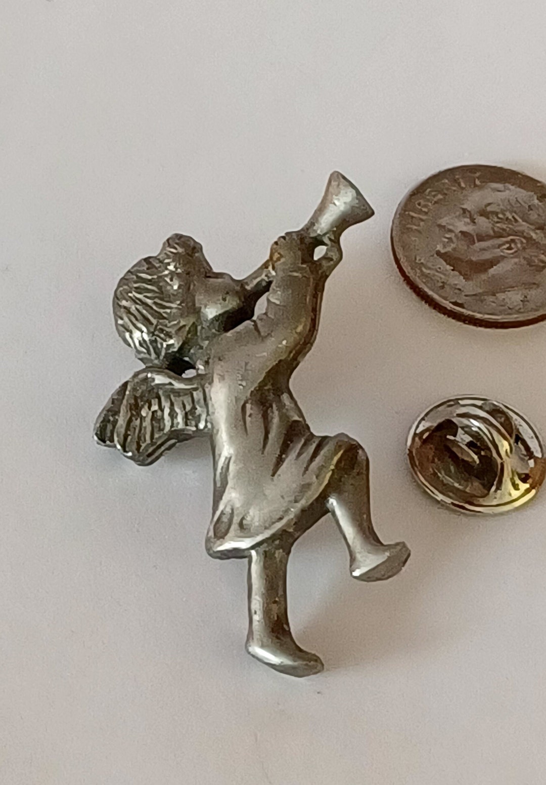 Angel With Trumpet Wings Cherub Pewter Tone Lapel Hat Tie Pin Souvenir ...