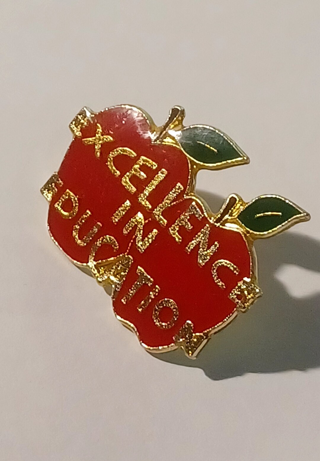 Excellence in Education Two Apples Teachers Award Gold Tone Lapel Hat ...