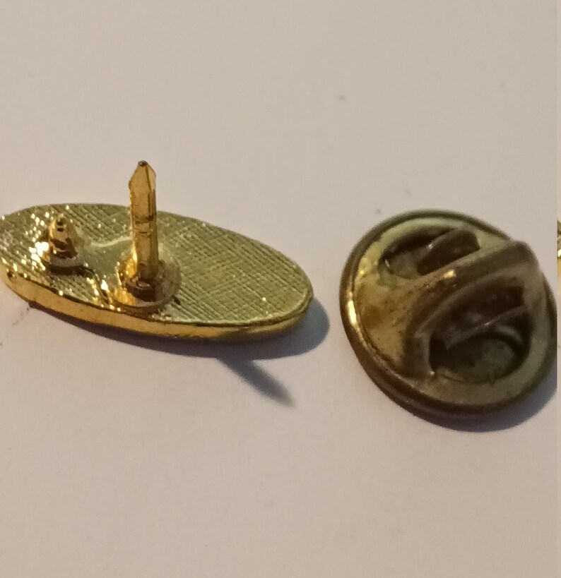 True Value Hardware Logo Novelty Lapel/hat Pin Souvenir 0363 - Etsy