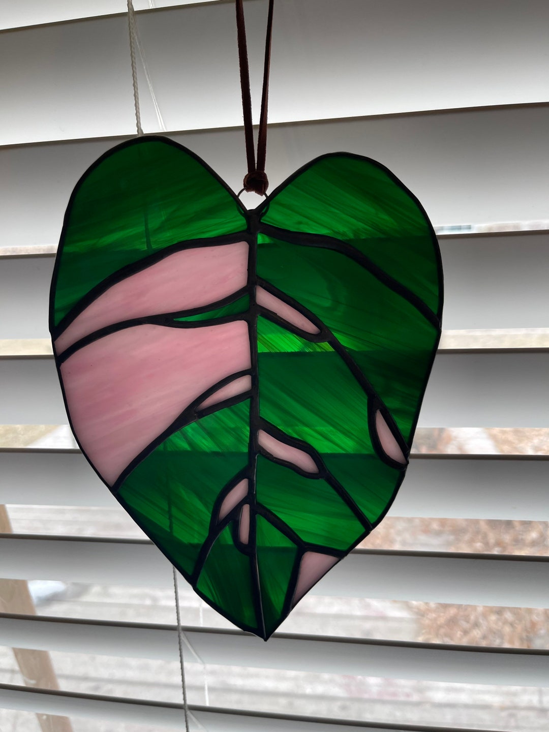 Stained Glass Pink Princess Leaf, 8 Inches by 4 Inches, Pink Princess ...