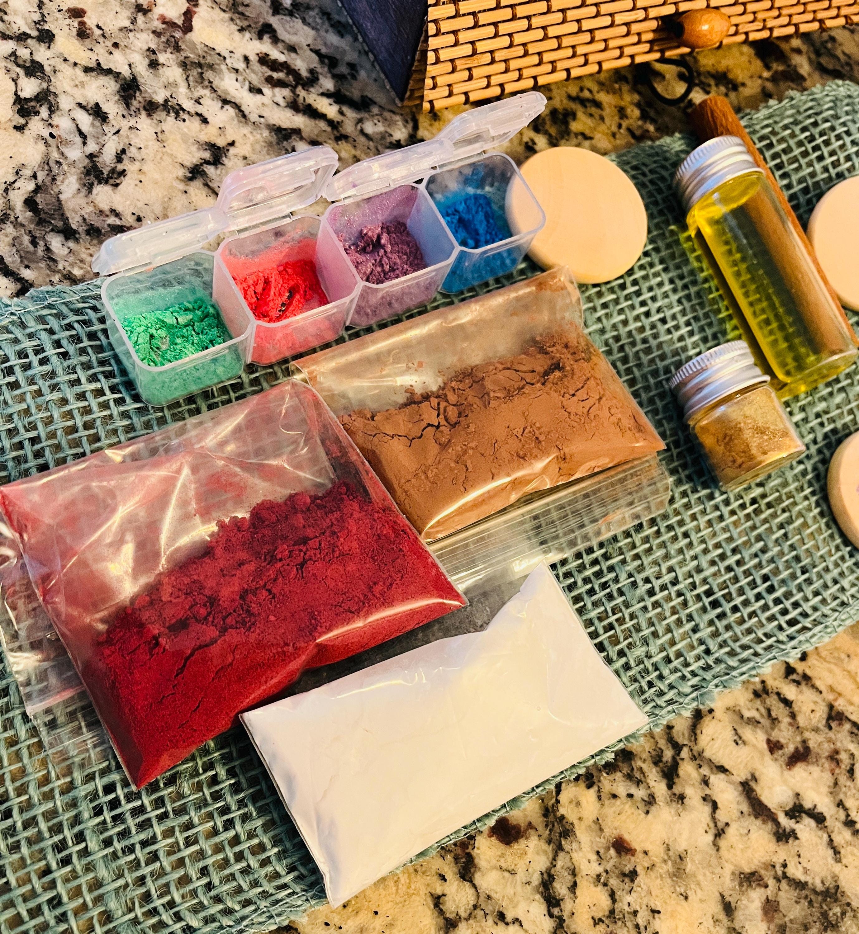 DIY All Natural Makeup Kit: Blush, Eyeshadow, Lip Gloss - Etsy