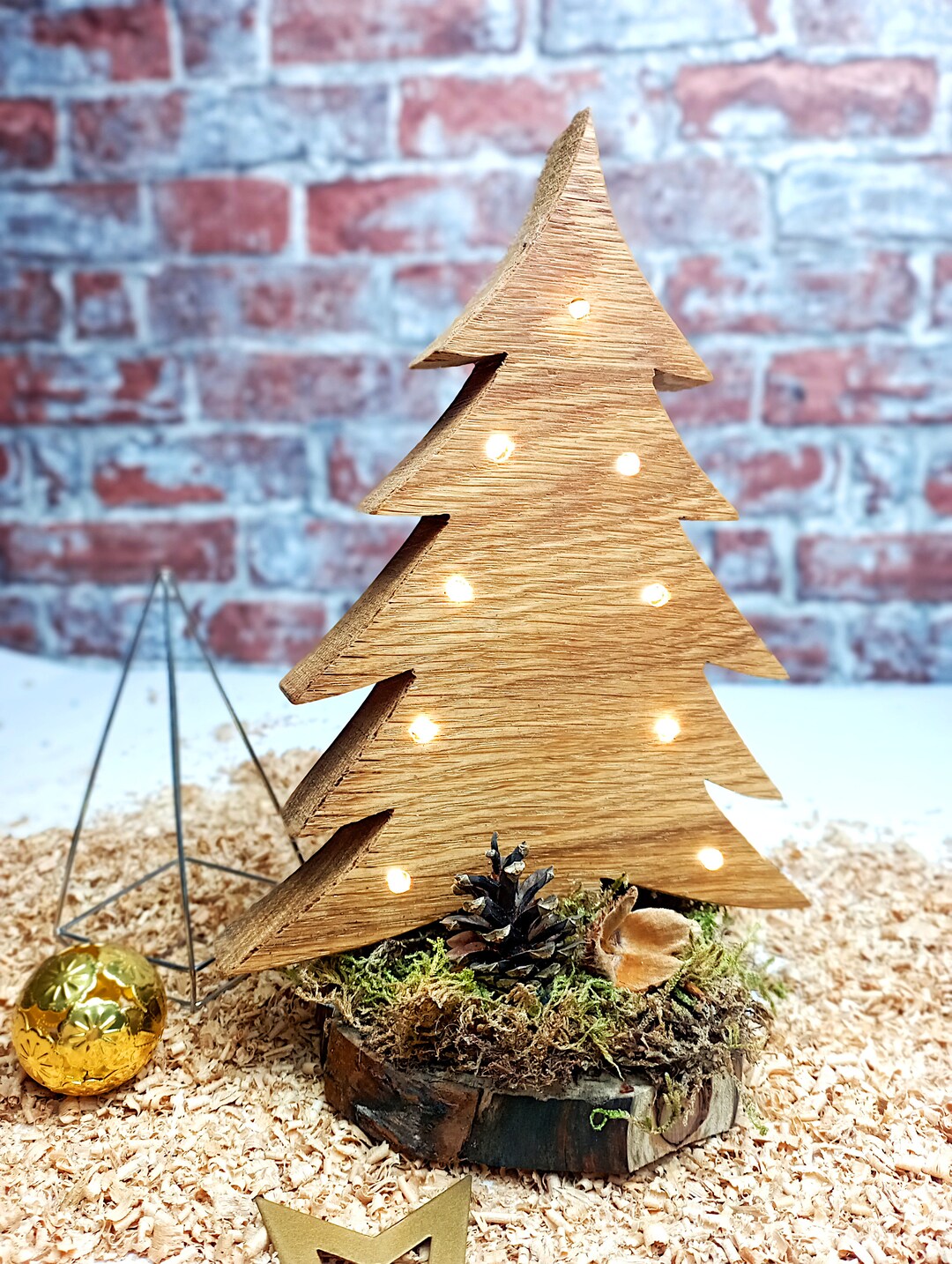 Christmas Tree Made of Oak Wood and LED Lighting Wooden Decoration ...