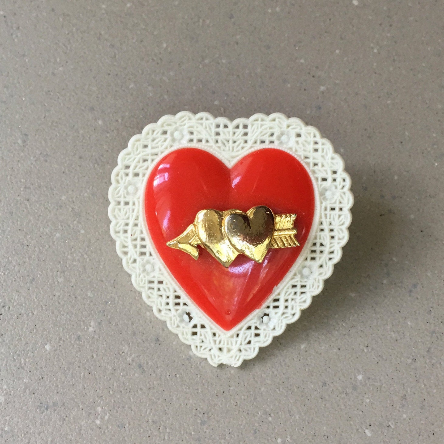 Heart and Arrow Pin Red and White Vintage Plastic Pin White - Etsy