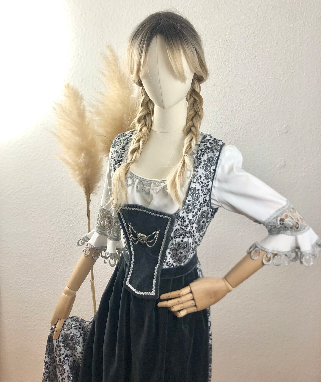 Vintage Dirndl 3-piece Grey/silver Size 36/US 4 please Note Dimensions ...