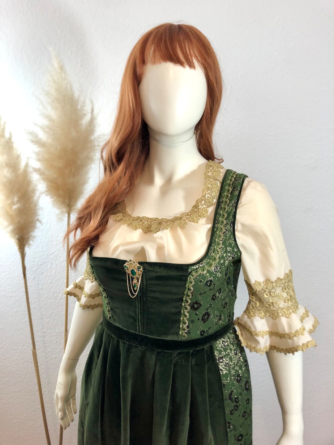 Vintage Dirndl Long 3-piece Green/gold Size 44-46/US 12-14 >please Note ...