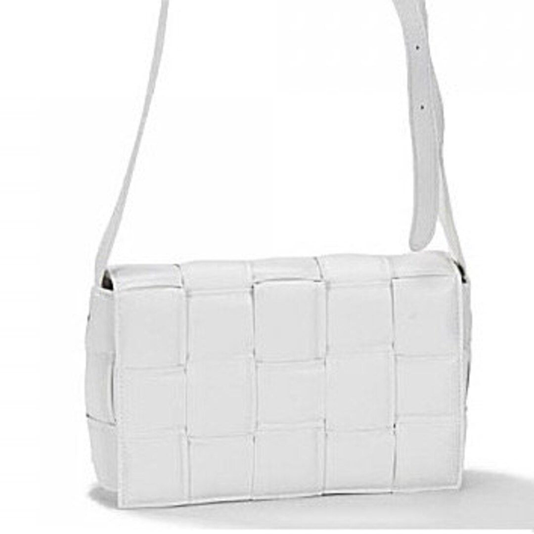 White Crossbody Handbag Quilted Puffer Purse Camera Bag Vegan Vegan ...