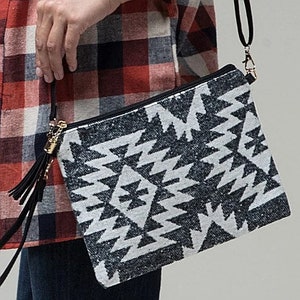 Aztec Print Crossbody Bag Handbag Wristlet Clutch Boho Navajo Boho ...