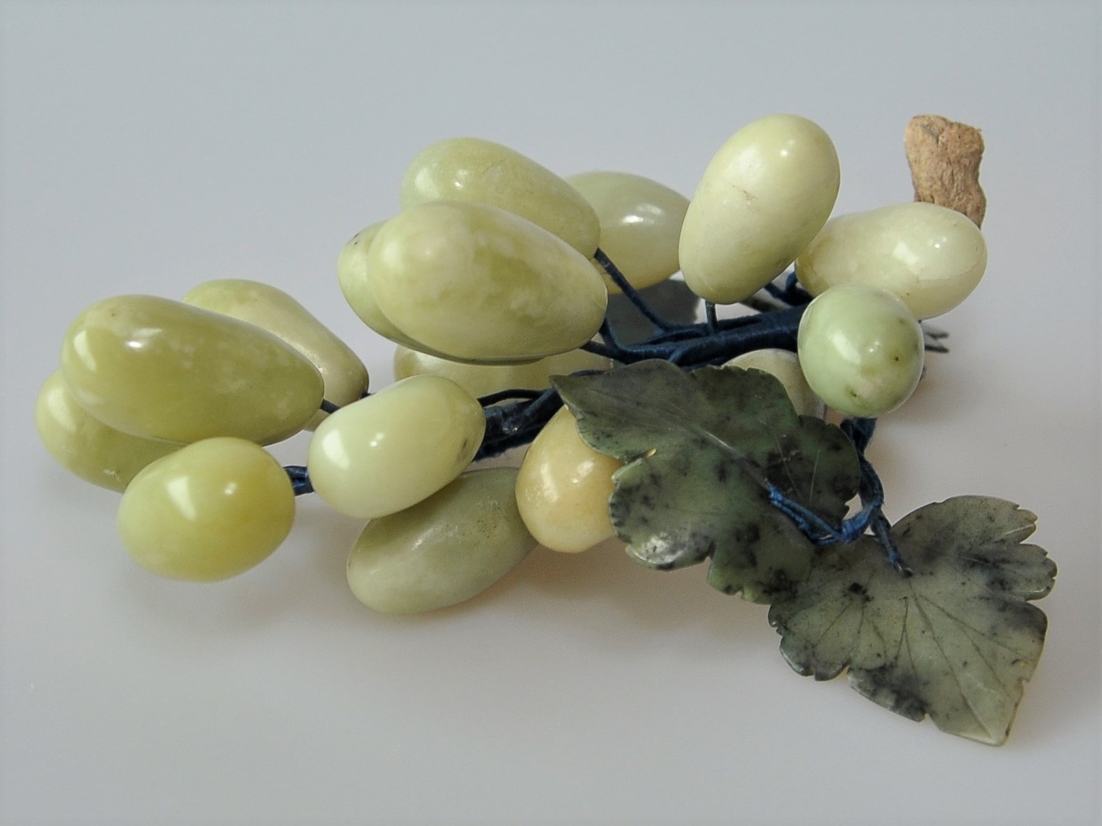JADE GRAPES With Leaves Vintage Carved Stone China - Etsy