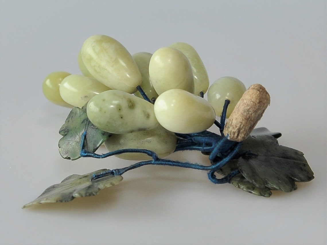 JADE GRAPES With Leaves Vintage Carved Stone China - Etsy