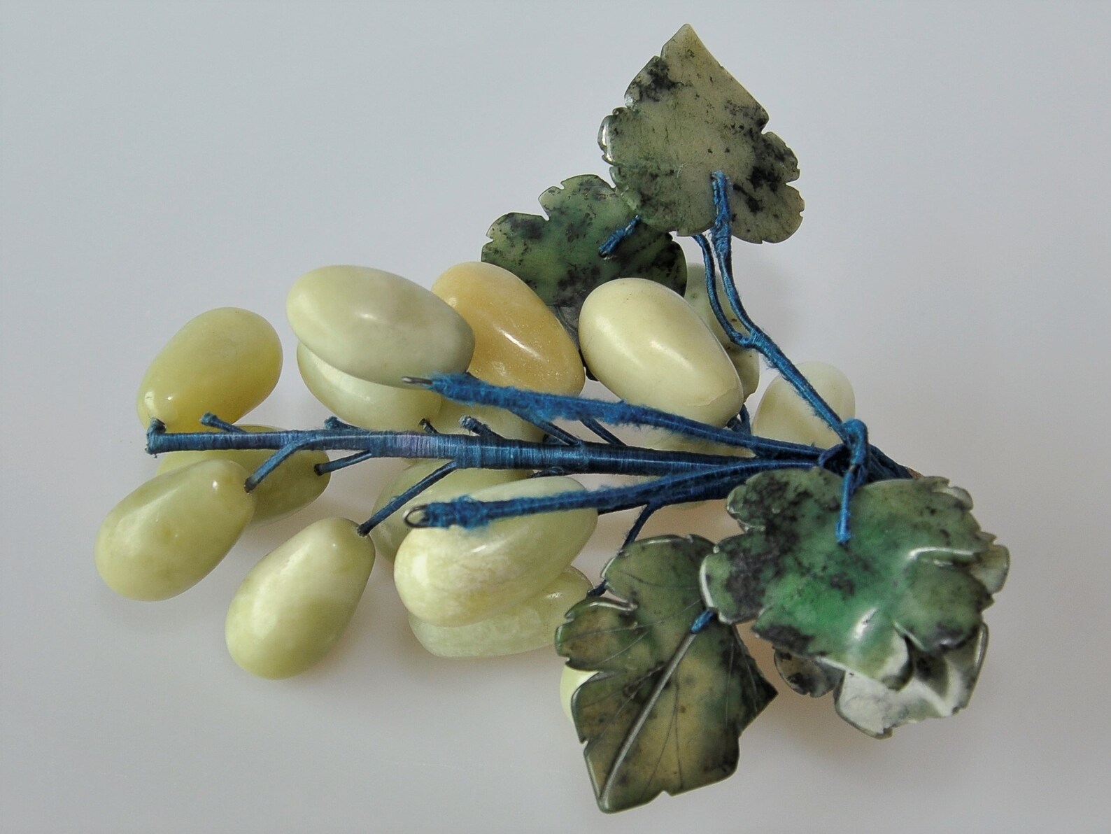 JADE GRAPES With Leaves Vintage Carved Stone China - Etsy