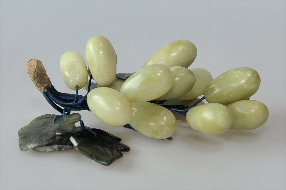 JADE GRAPES With Leaves Vintage Carved Stone China - Etsy