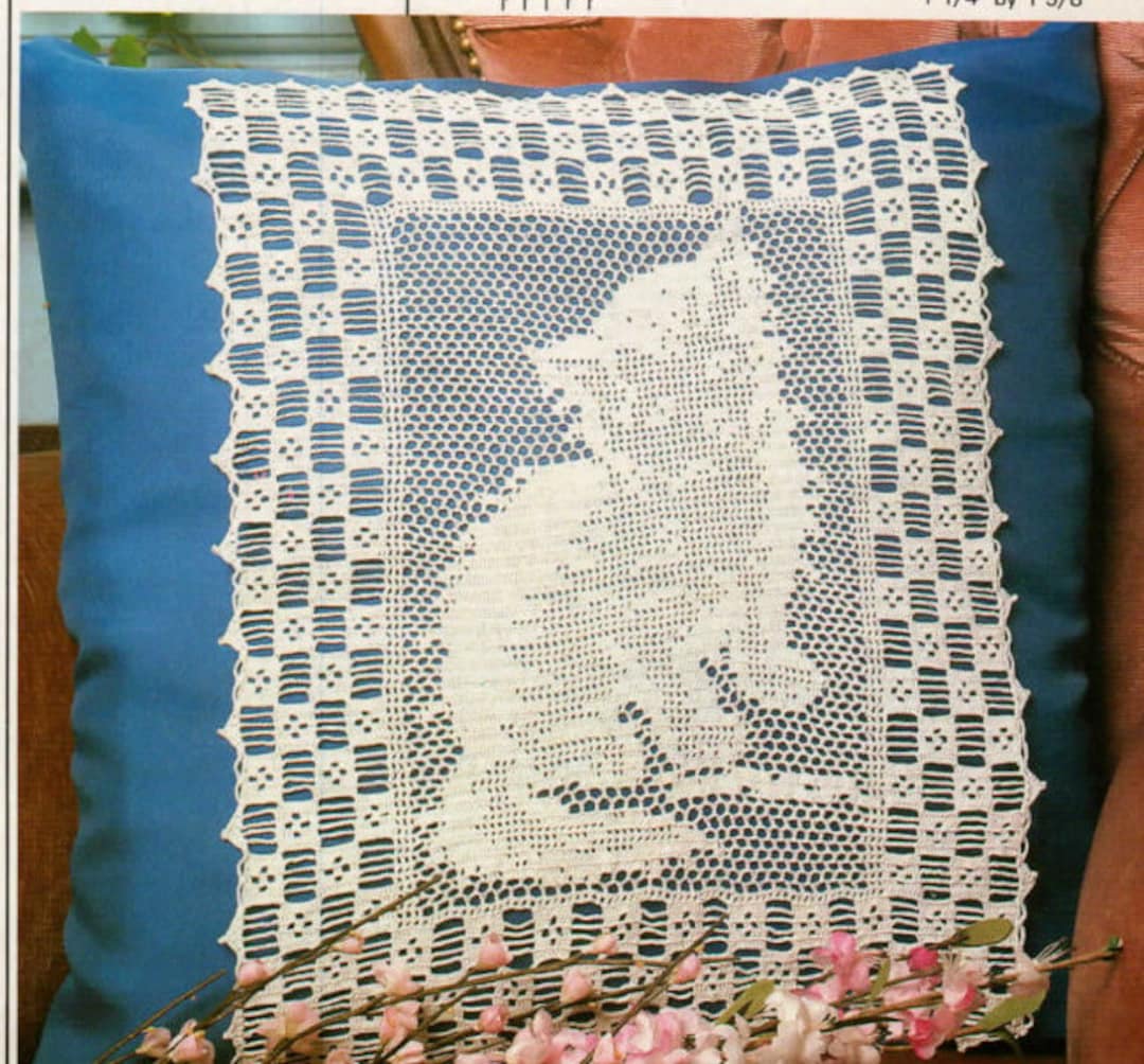Cuddly Cat Wall Hanging Filet Crochet Pillow Vintage Doily Pattern ...