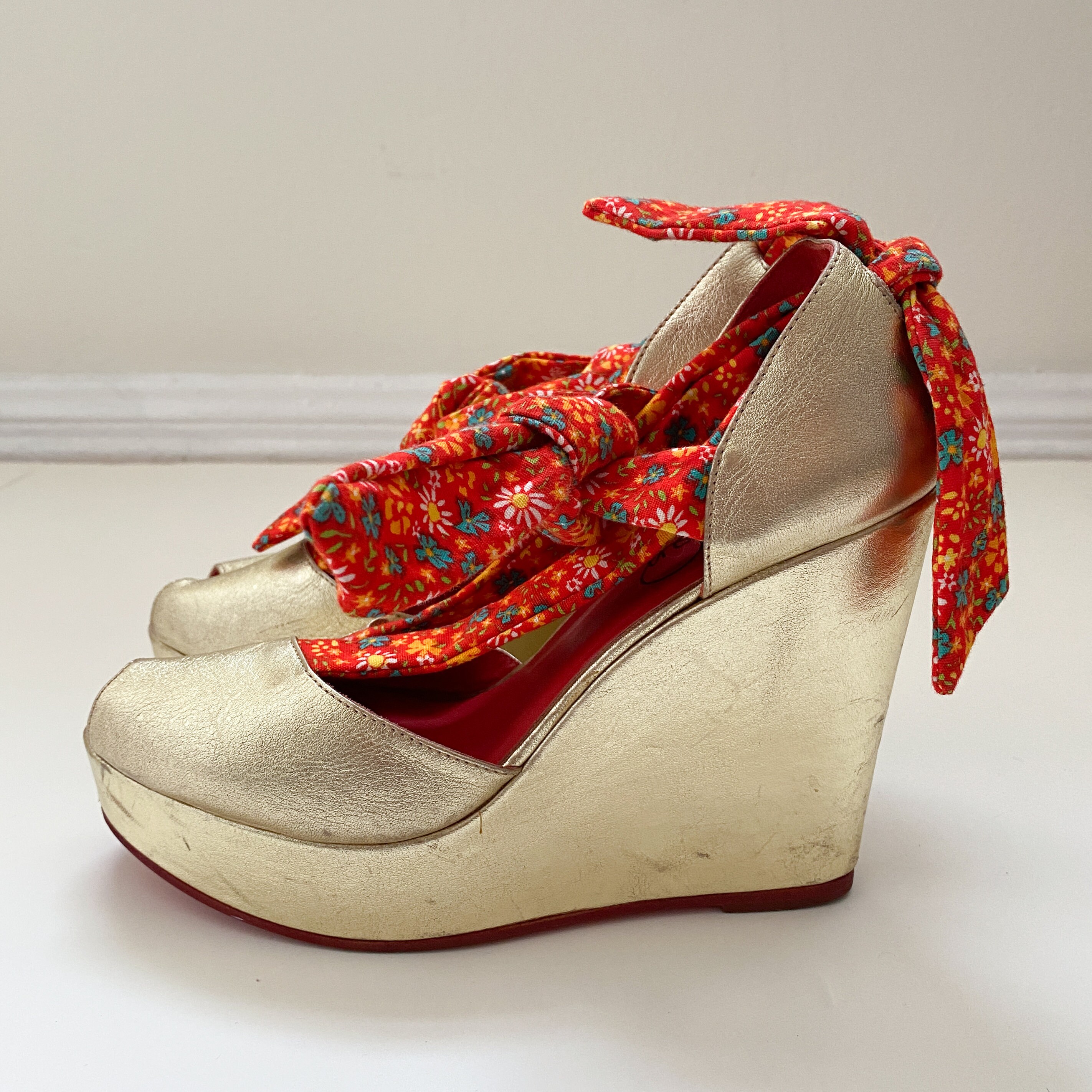 Vintage Arezzo Metallic Gold Platform Wedge Heels Sandals Peep Toe ...