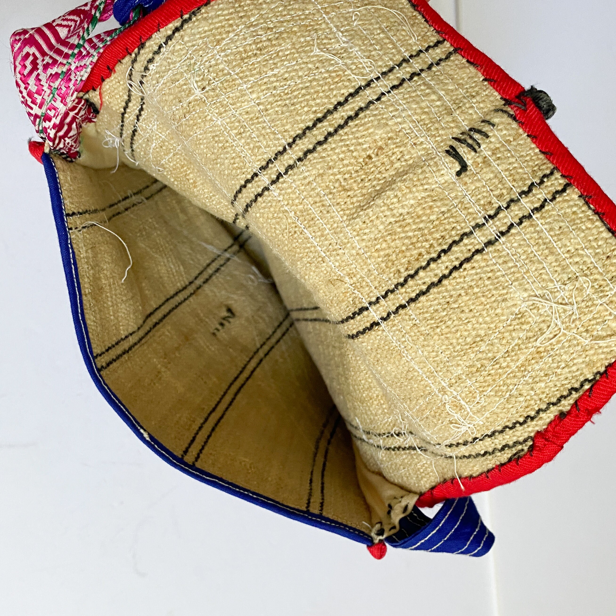 Vintage 1980s Lot of Four Chinese Bags Purses Totes Embroidered Printed ...