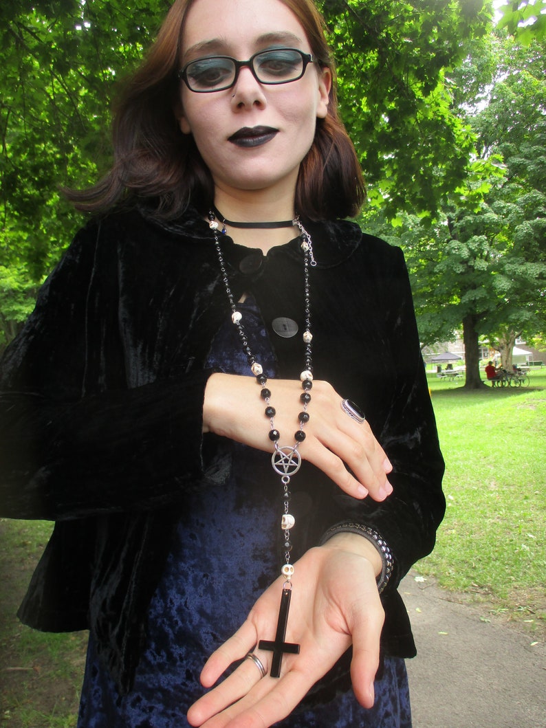 Kawaii Goth / Gothic Inverted Pentacle Inverted Cross Rosary | Etsy