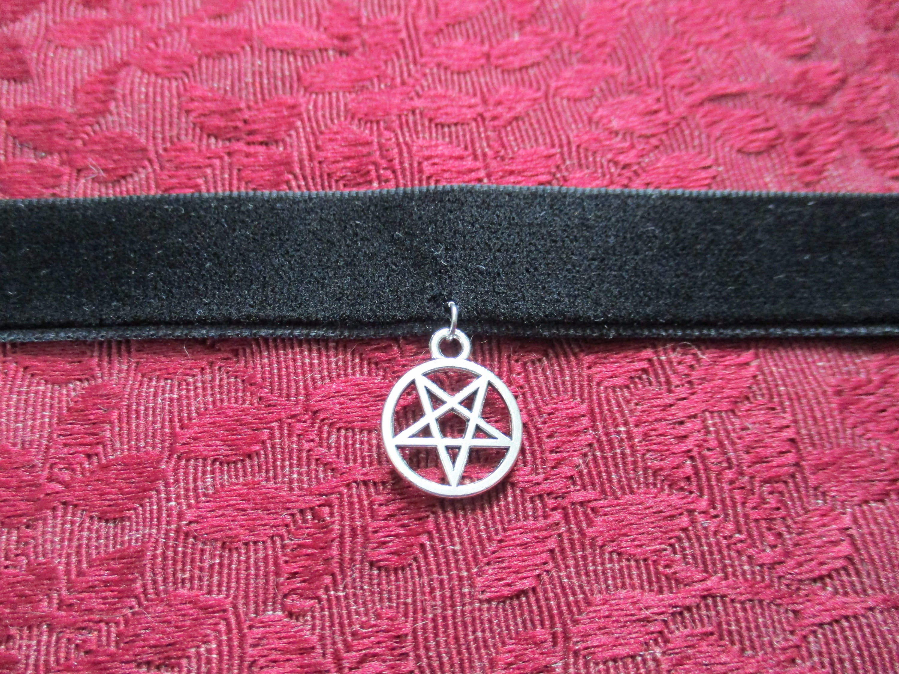 Goth / Satanic Inverted Pentacle/pentagram Black Velvet Ribbon - Etsy