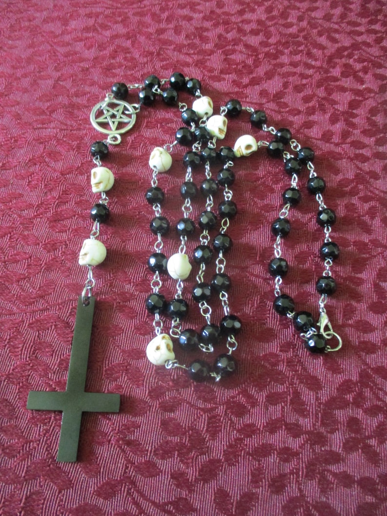 Kawaii Goth / Gothic Inverted Pentacle Inverted Cross Rosary - Etsy