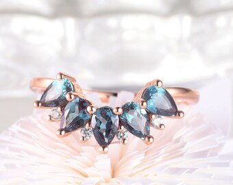 Alexandrite Wedding Band - Etsy