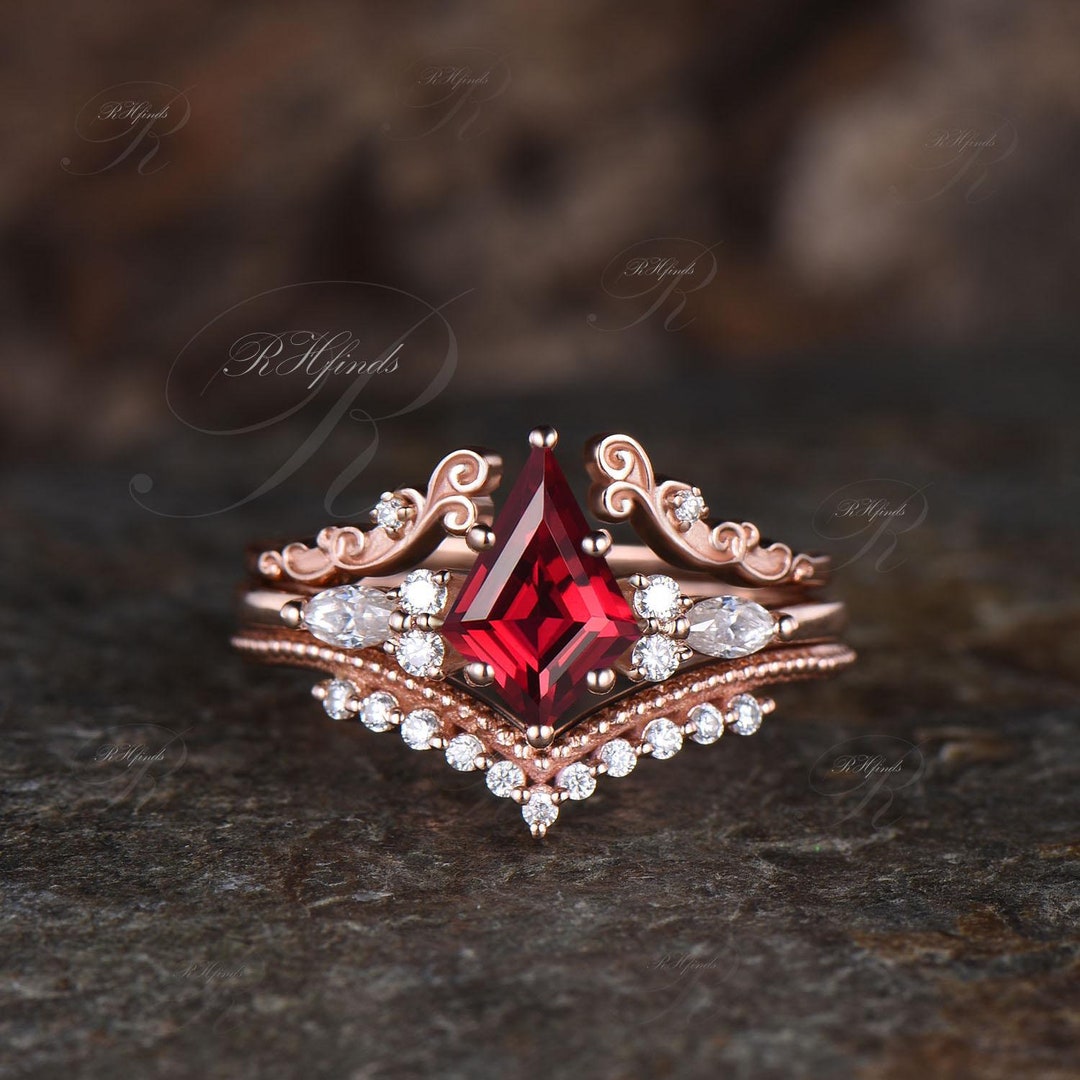 Milgrain Kite Cut Ruby Engagement Ring Set Vintage Lucky Cloud Open Gap ...